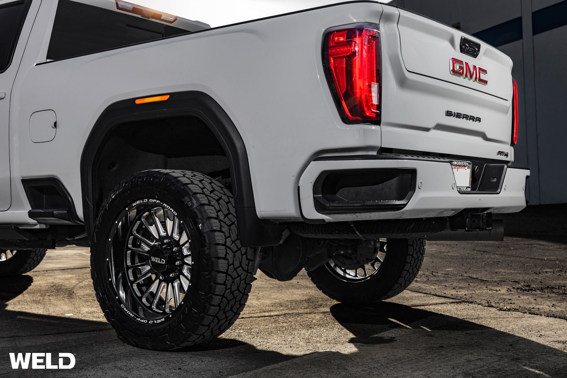 White Gmc Sierra At4 Hd Weld Off Road Scorch Wheels Weld Racing Wheels