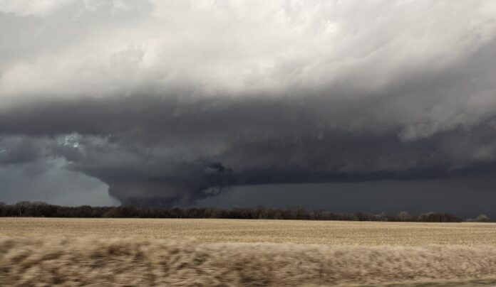 Al Menos 18 Muertos Por Tornados En Estados Unidos