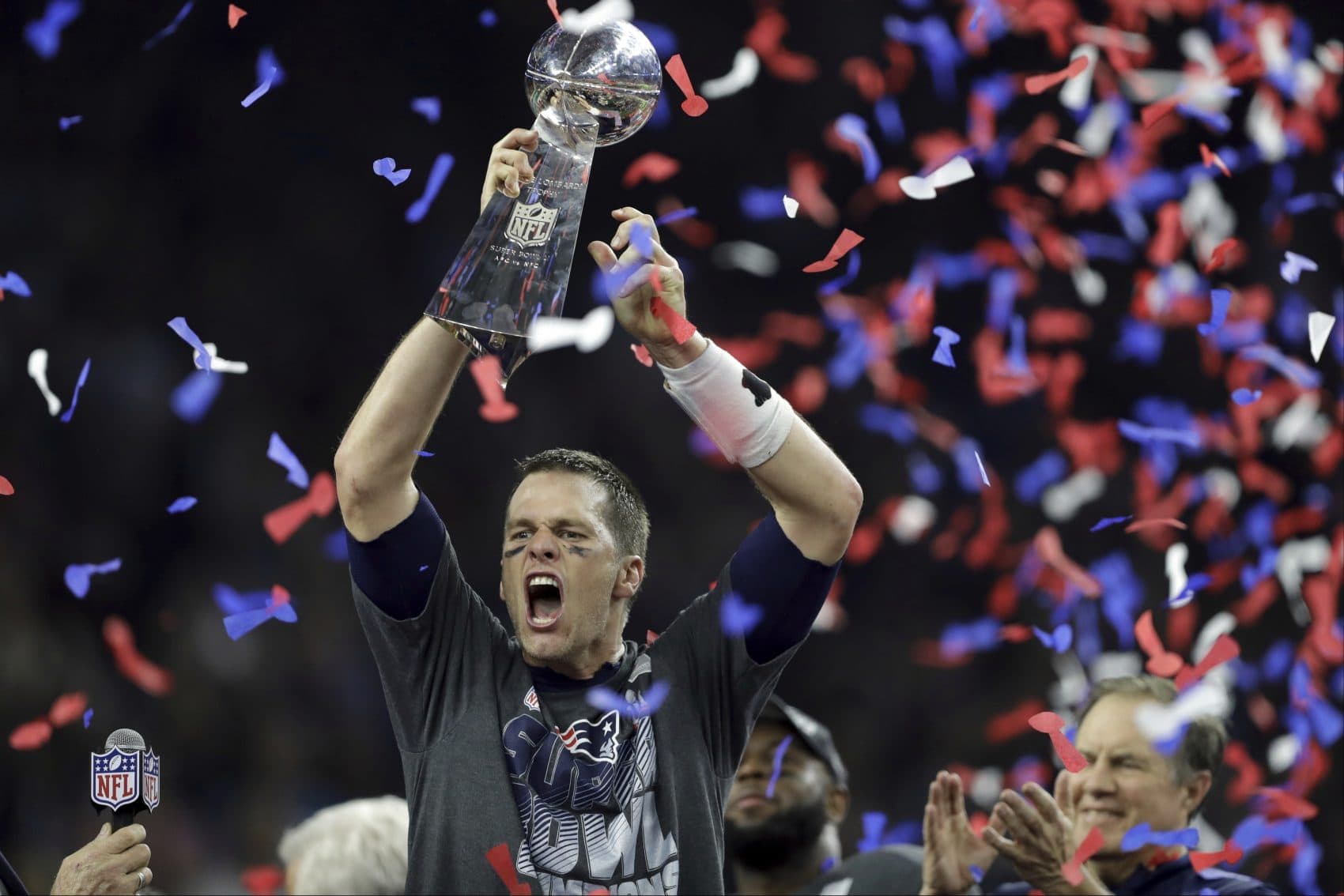 Photos Patriots And Fans Celebrate Historic Come From Behind Super