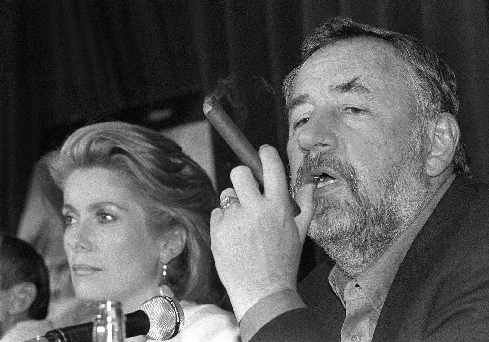 Catherine Deneuve Philippe Noiret Fort Saganne Festival De Cannes