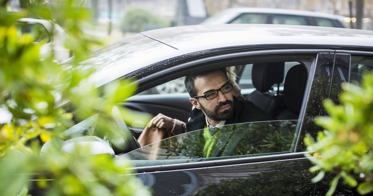 Erlaubt Oder Nicht Was Du Beim Autofahren Nicht Machen Darfst