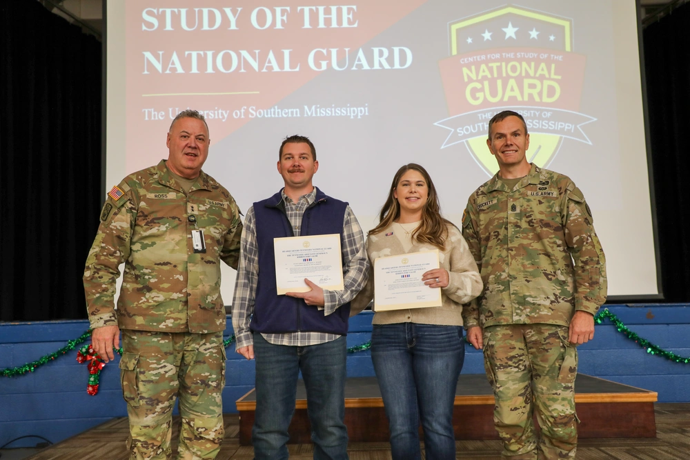 Dvids Images Tennessee Army National Guardsmen Receive Tennessees