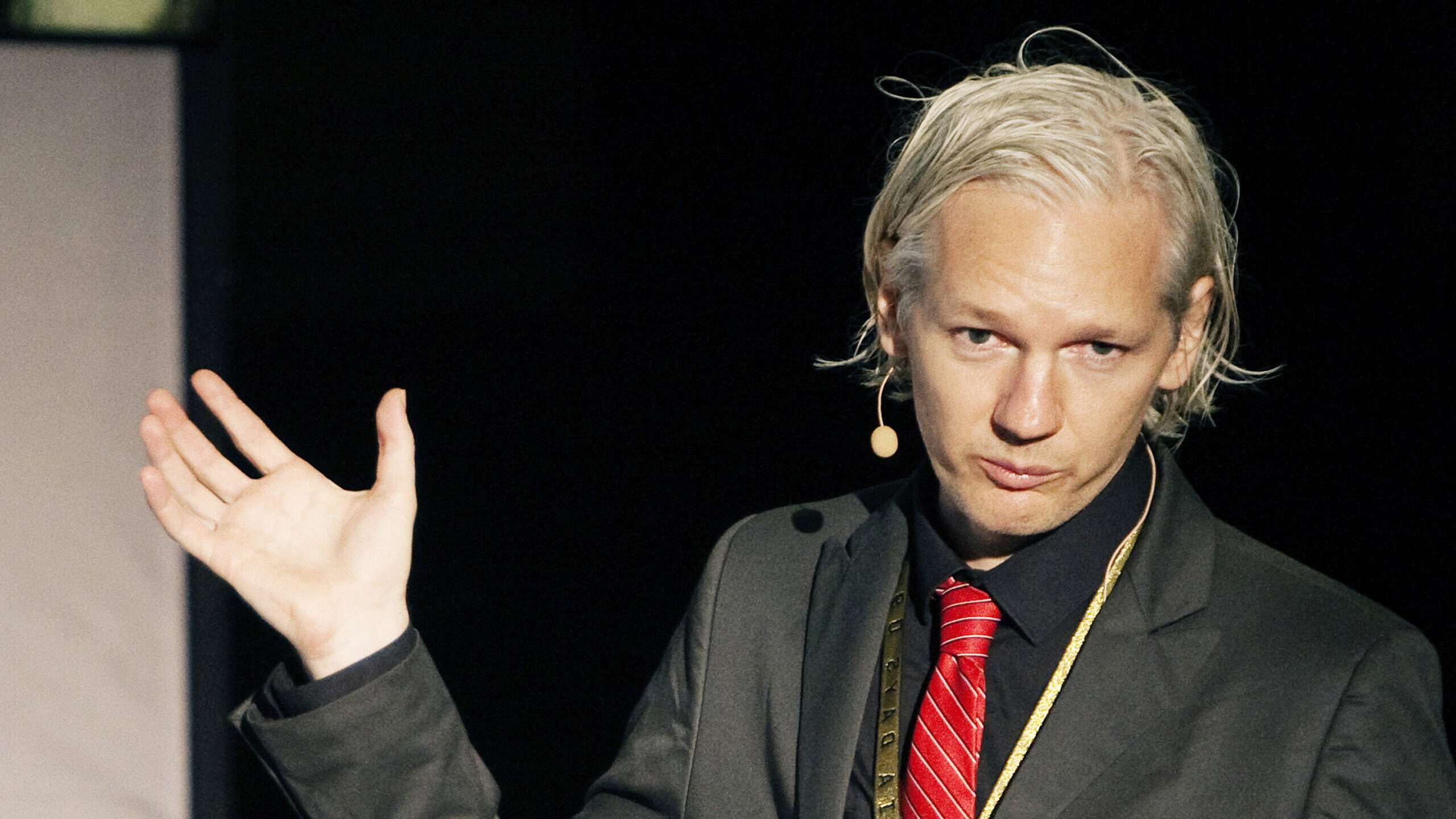 Julian Assange Extradition Decision The Latest Blow To Freedom Of The Press