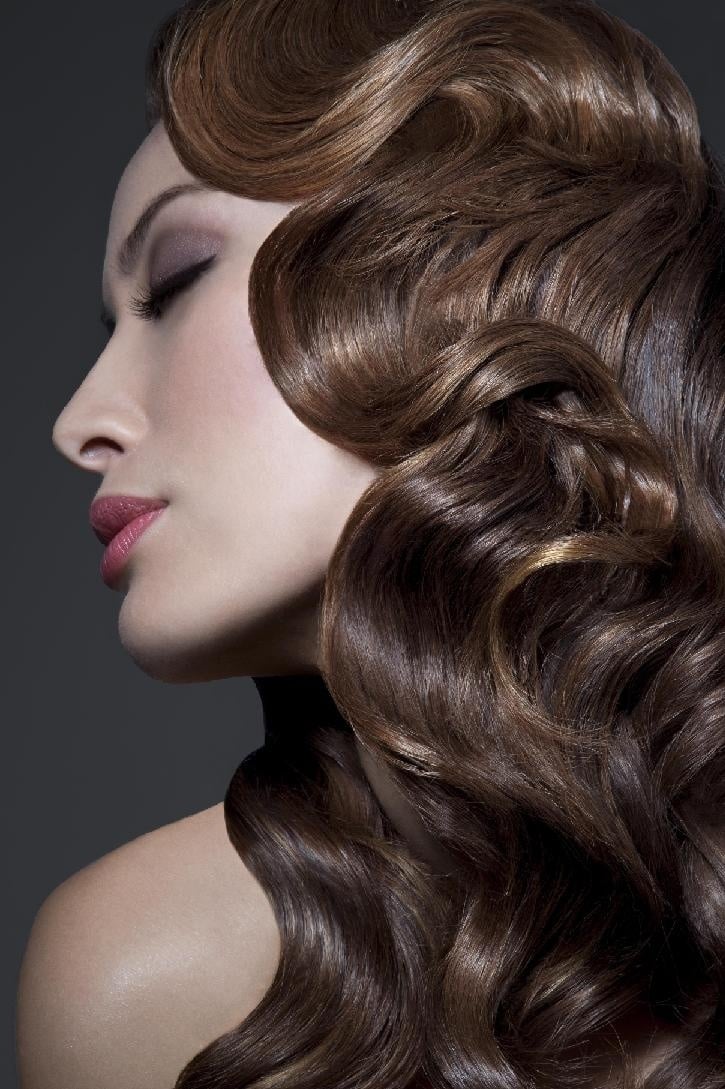 How To Create The Perfect Pin Up Hair