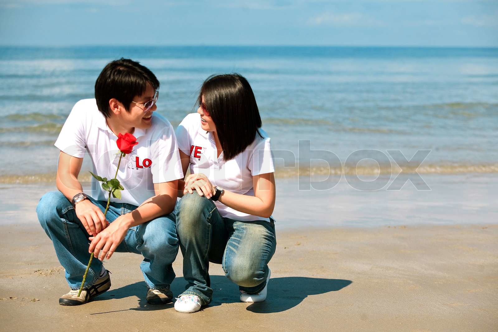 Romantic Couples Each Other Seeing Eyes On The Beach Stock Image