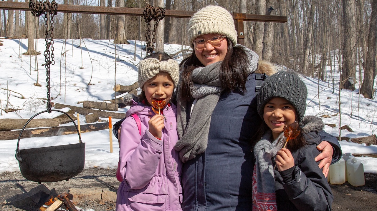 5 Sugar Shacks To Visit Near Toronto This Maple Syrup Season