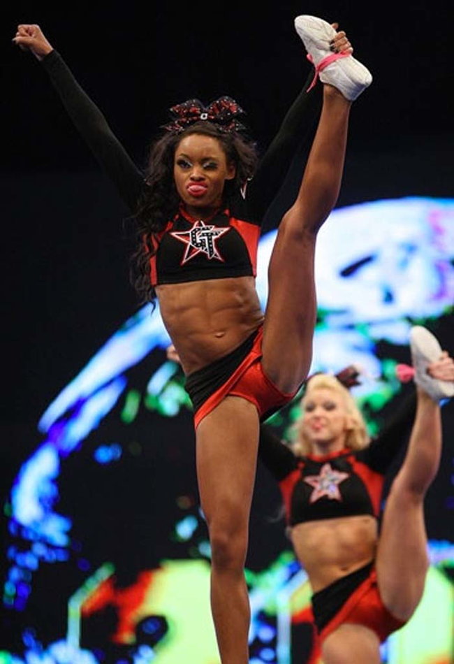 25 Of The Best Cheerleading Fails That Make People Laugh ‘til They Cry