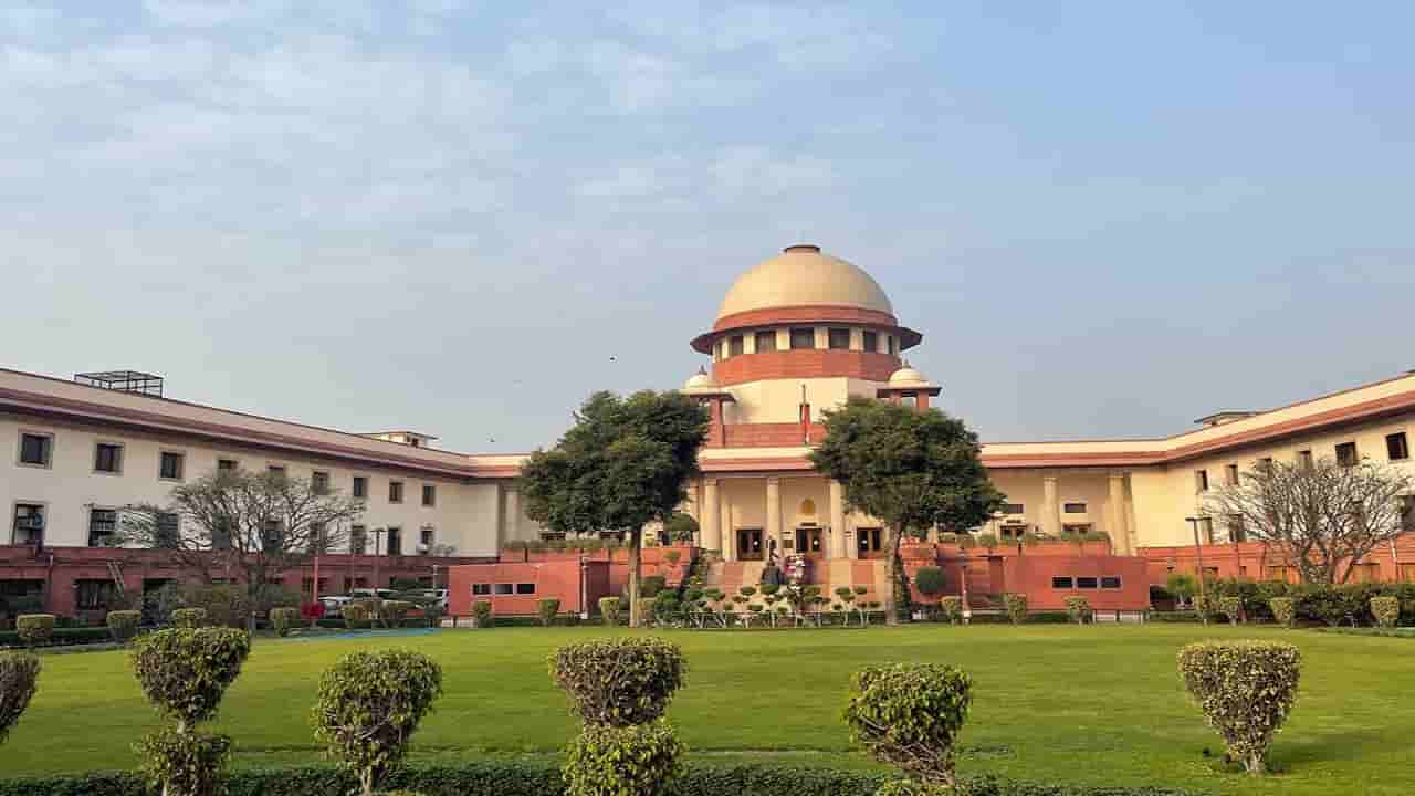 Supreme Court Rejects Plea Seeking Removal Of Manu Statue From