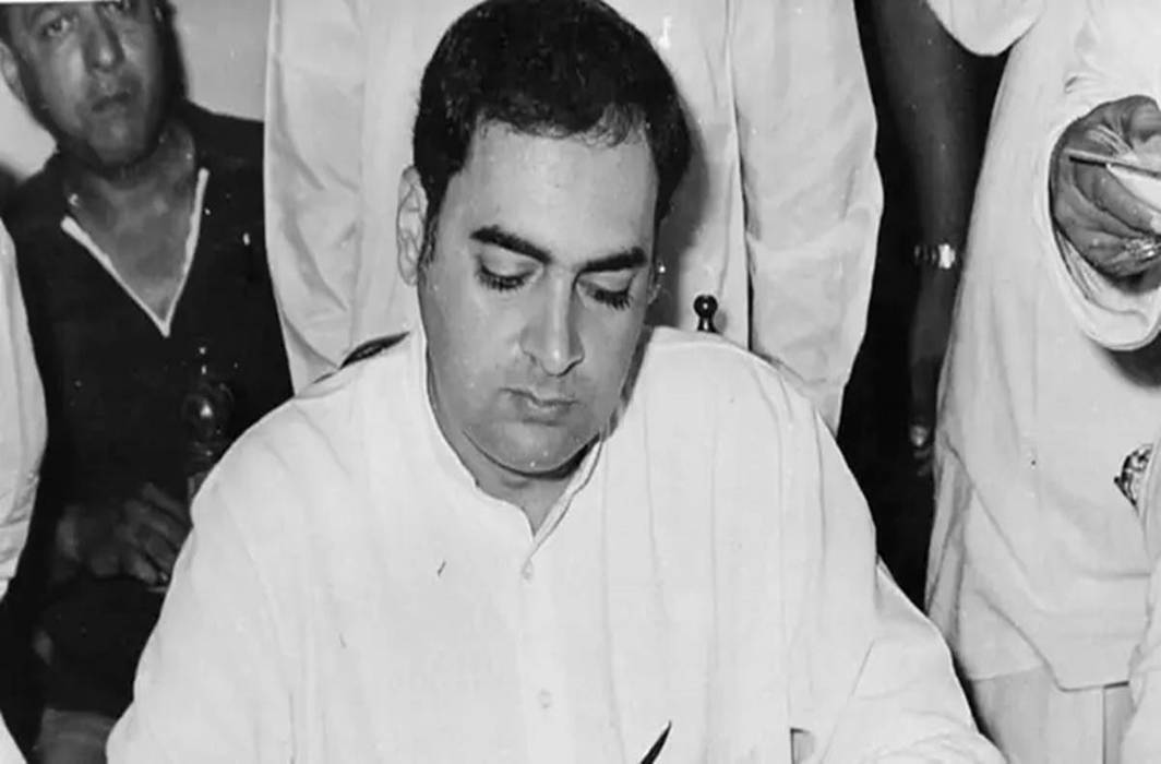 Narendra Modi Pays Tribute To Former Pm Rajiv Gandhi On His Death