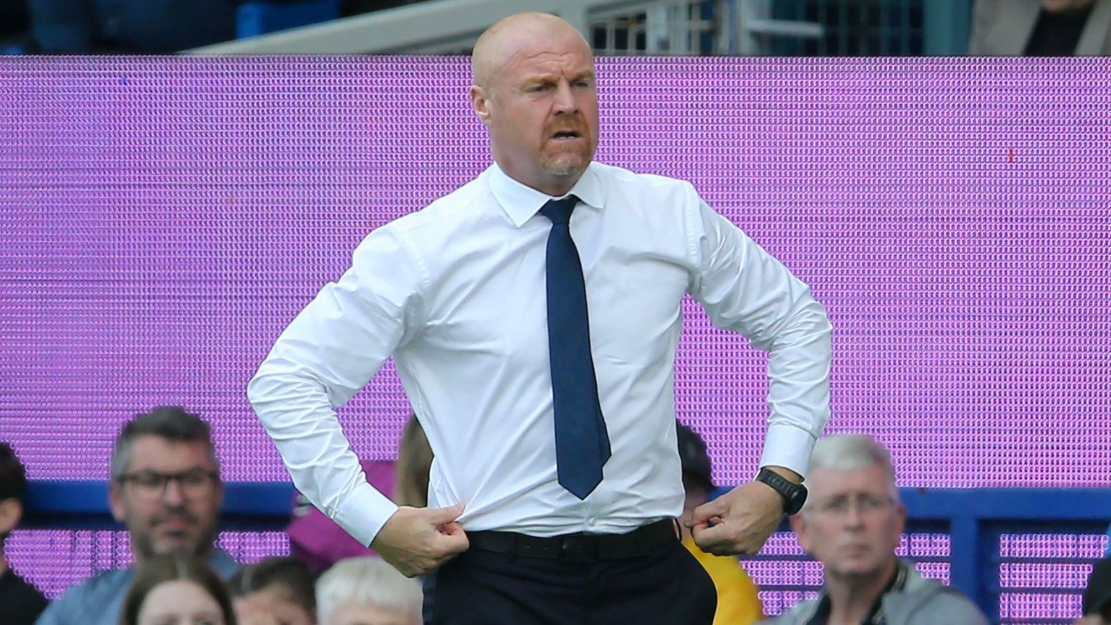 Everton Boss Sean Dyche Toffees Will Go Into Aston Villa Test With A