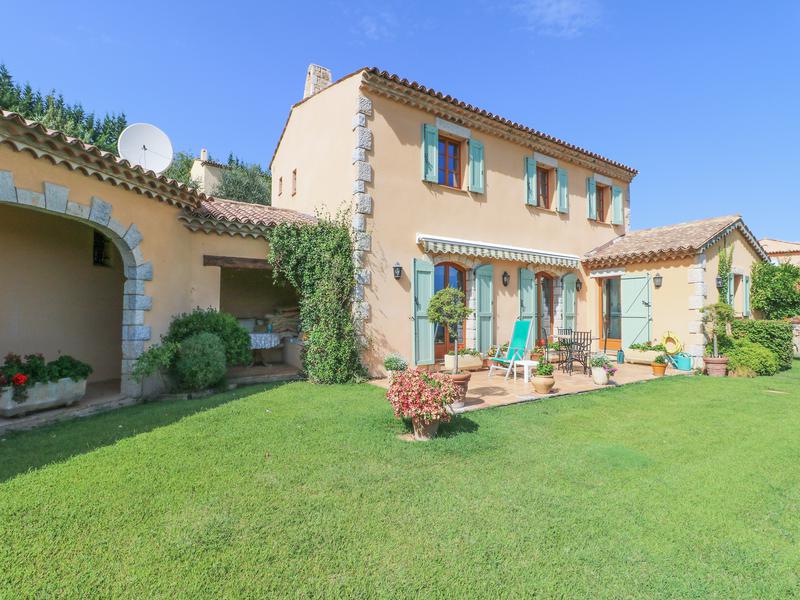 Maison à Vendre En Paca Var Seillans Une Belle Villa De 5 Chambres