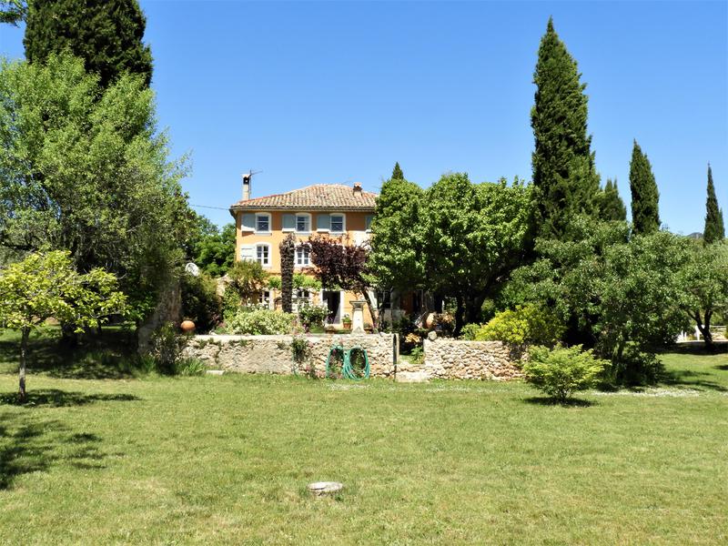 Maison à Vendre En Paca Var Aups Aups Athentique Bastide Avec 6