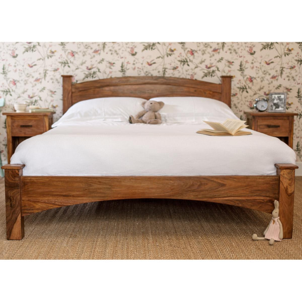 Lifeestyle Sheesham Wood Queen Size Bed