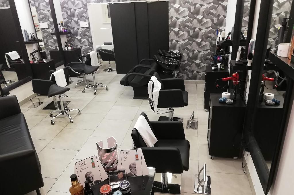 Fryzjer Mokotów Aura Manicure And Pedicure Warszawa Zarezerwuj Wizytę