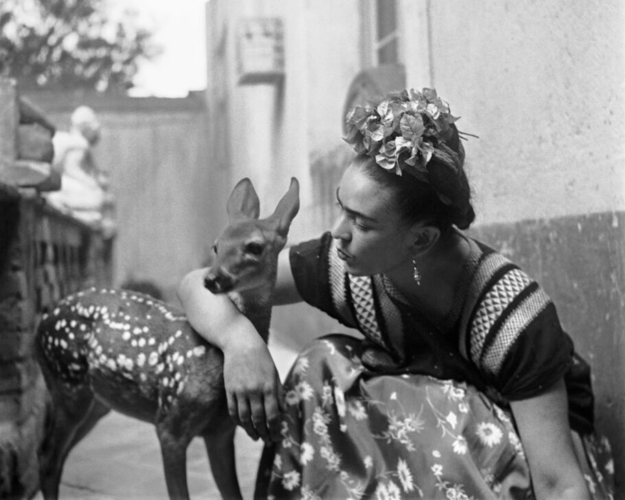 Nickolas Murays Iconic Photographs Of Frida Kahlo Artsy