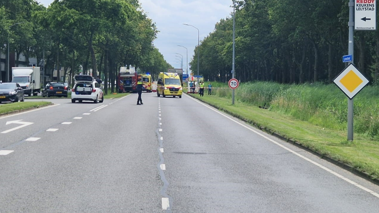 Omroep Flevoland Nieuws Motorrijder Verongelukt Bij Aanrijding Met