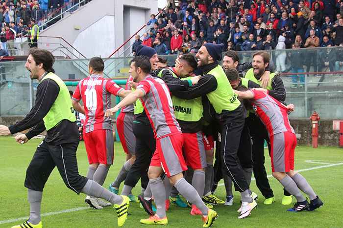 Cremonese In Festa è La Terza Promossa In B