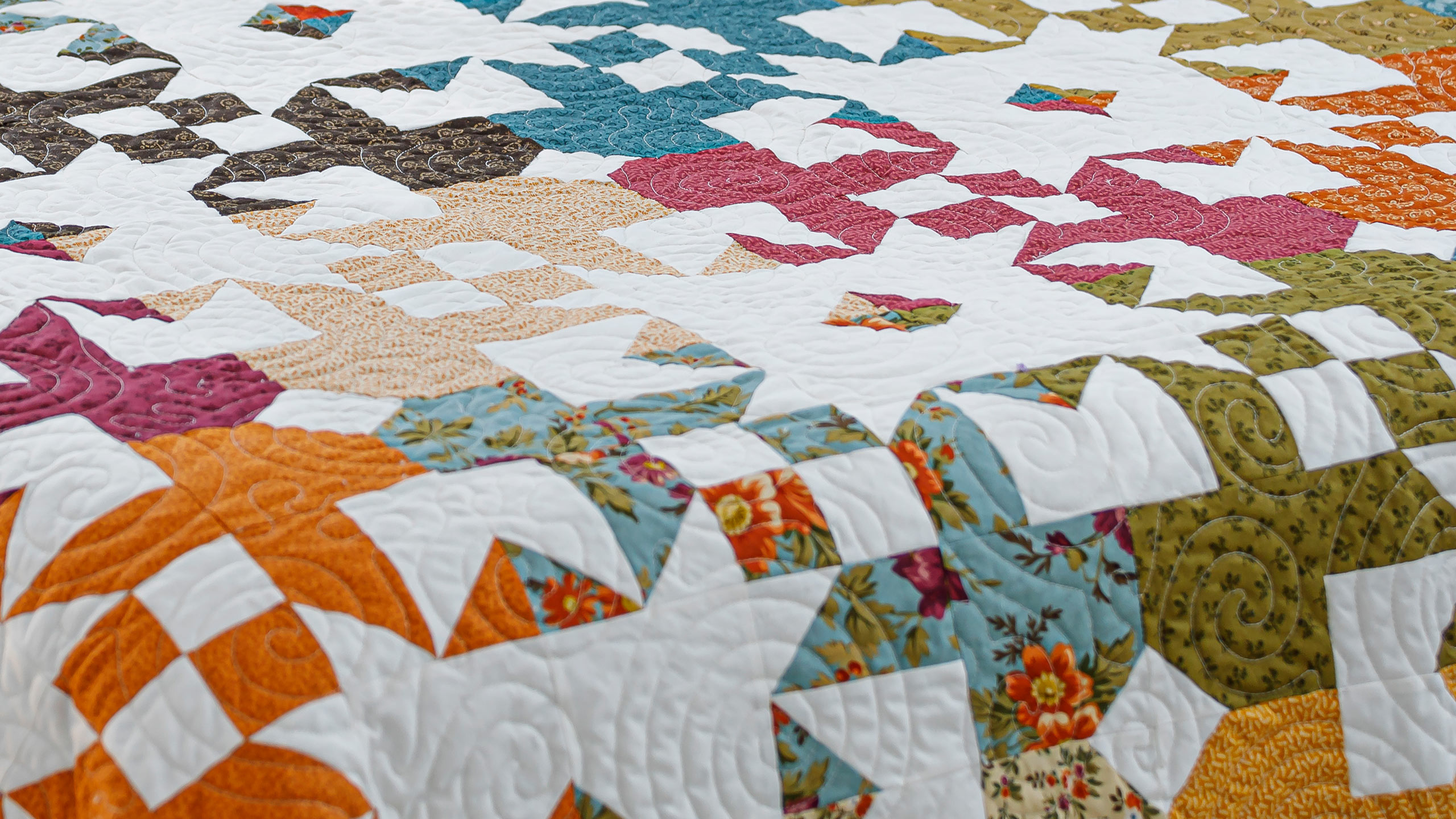 Make A Disappearing Hourglass Hidden Stars Quilt With Missouri Star