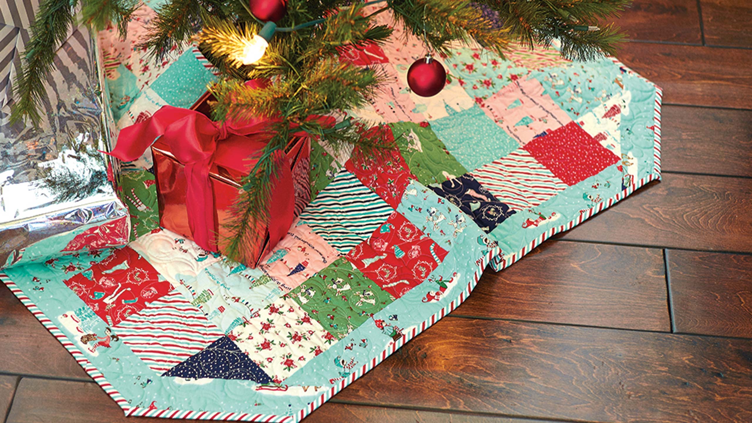 Christmas Tree Skirt Tutorial — Quilting Tutorials