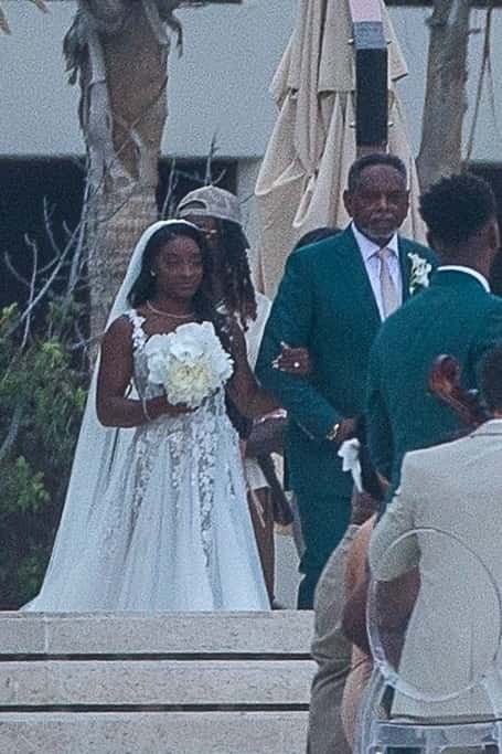 I Do Again Simone Biles And Jonathan Owens Get Married For Second