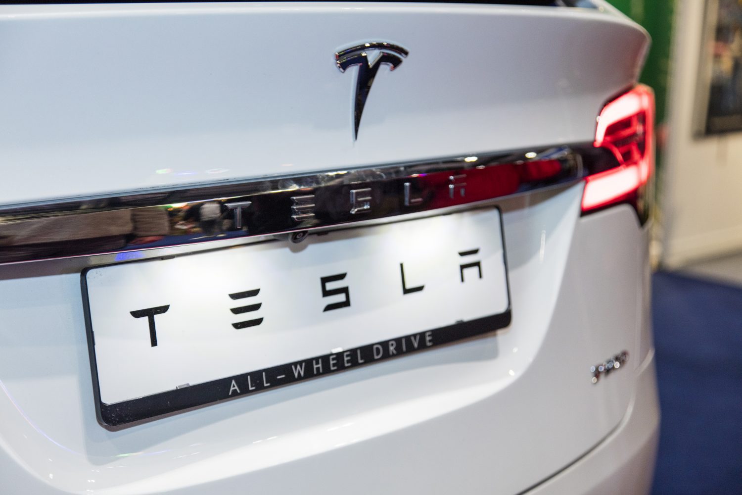 Tesla Wins First Us Trial Over Autopilots Alleged Role In Fatal Crash