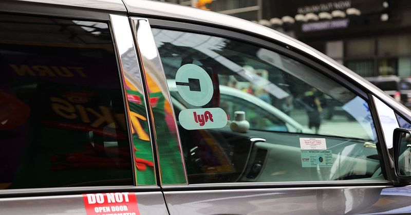 Lyft Uber Slammed Over Surge Pricing After Brooklyn Subway Shooting