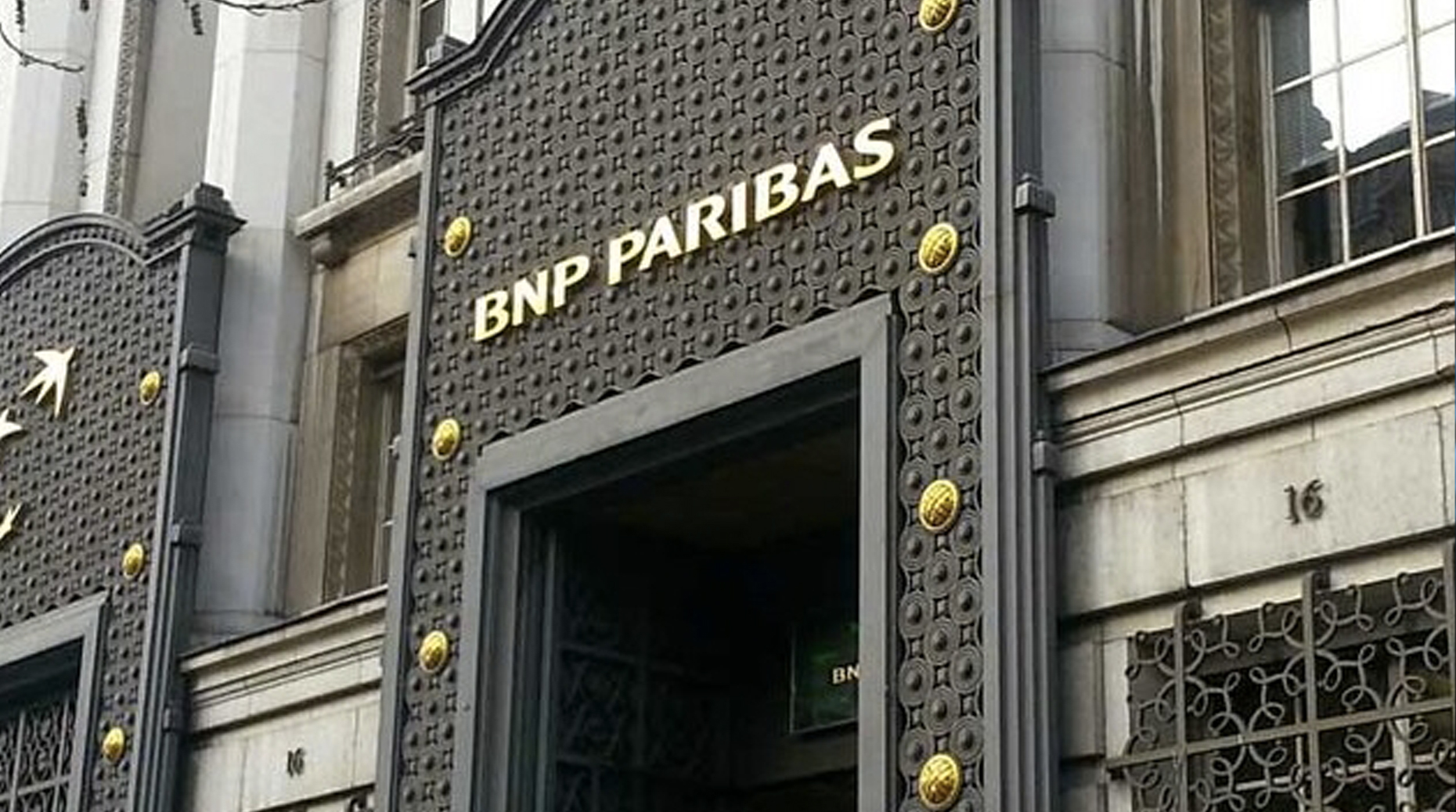 Bnp Paribas La Gestion Dactifs Sort Du Lot