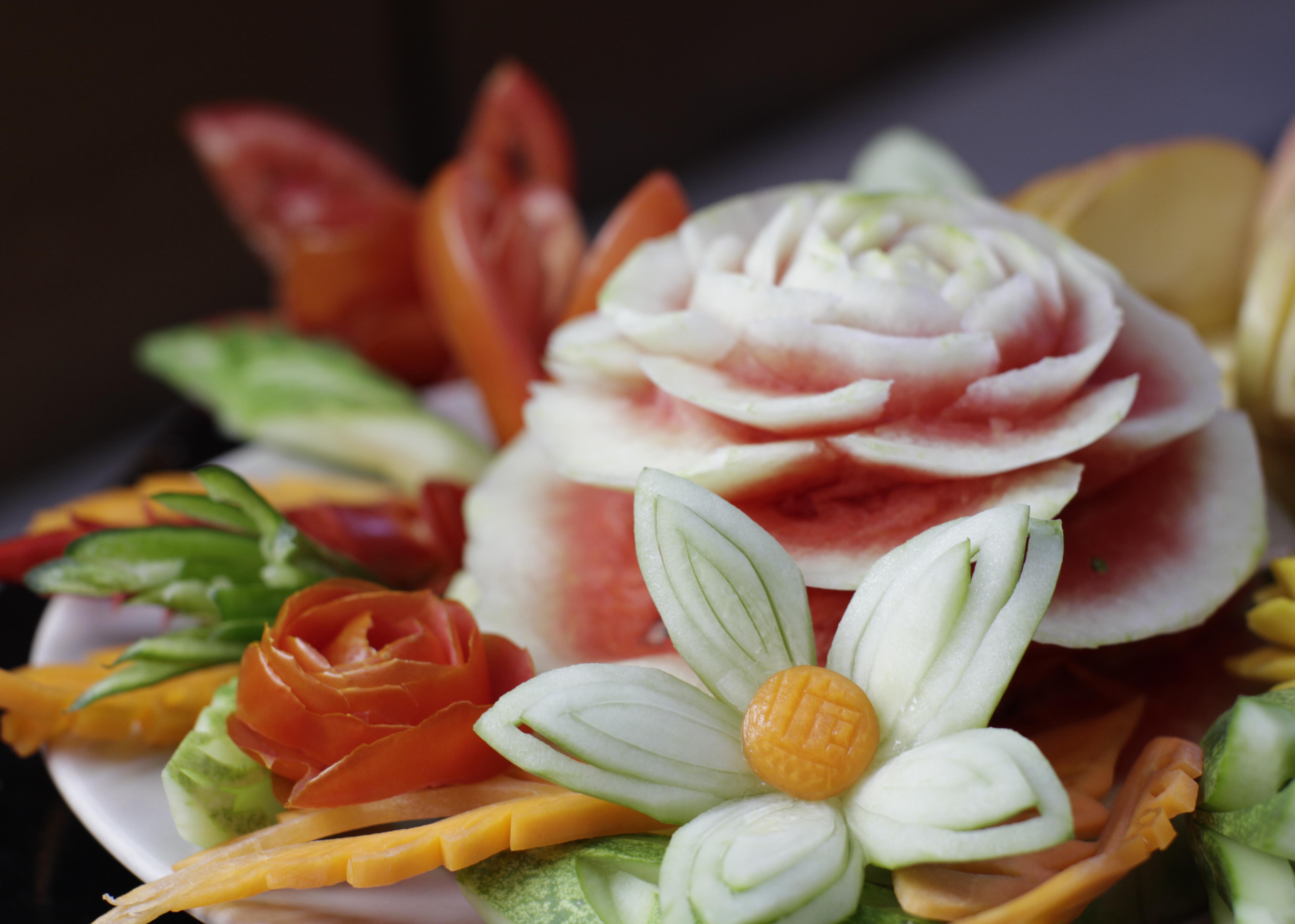 Fruit Carving Class By May Kaidee