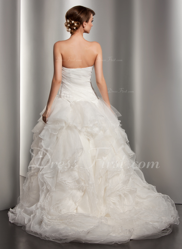 Ball Gown Sweetheart Court Train Organza Wedding Dress With Cascading