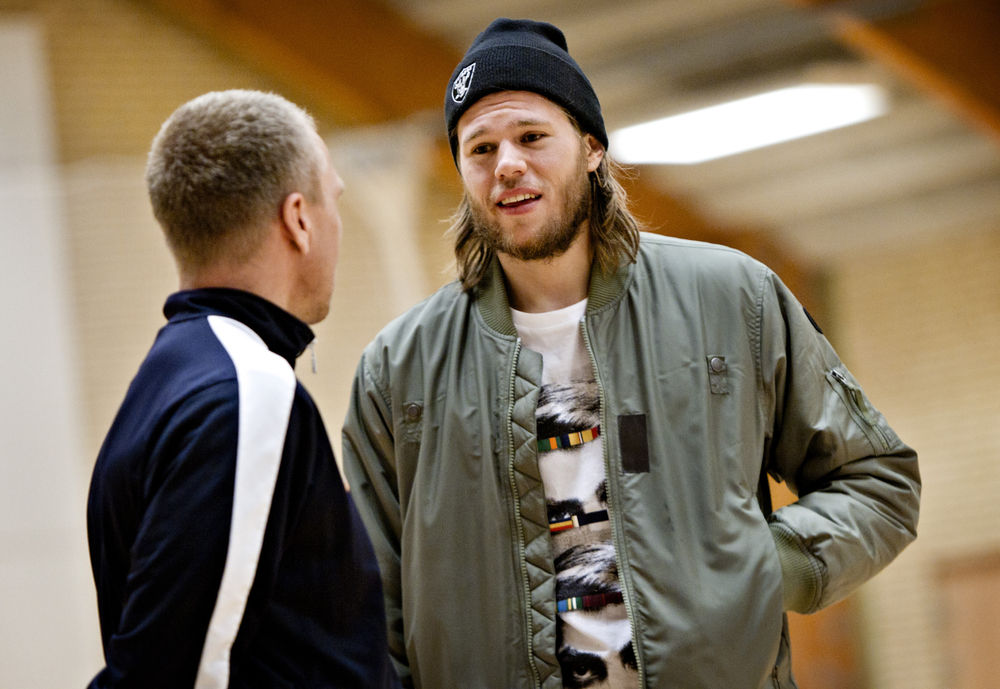 Mikkel Hansen Skal Skannes For Dårligt Knæ Sndk Sjællandske Nyheder