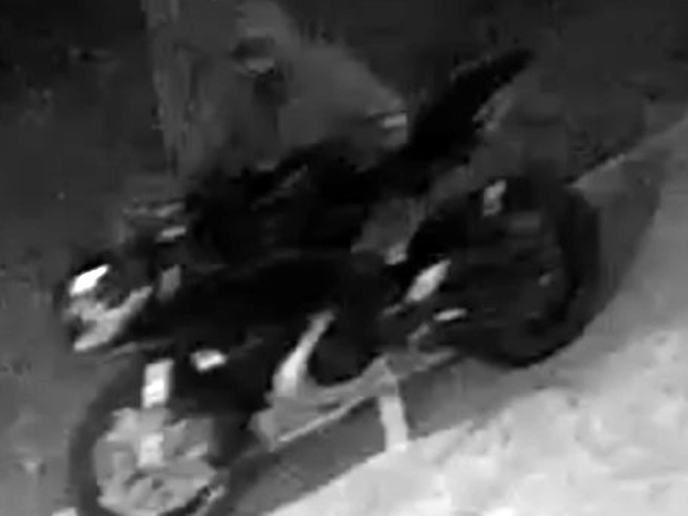 Thief Steals Motorcycle Then Loses It In Transit