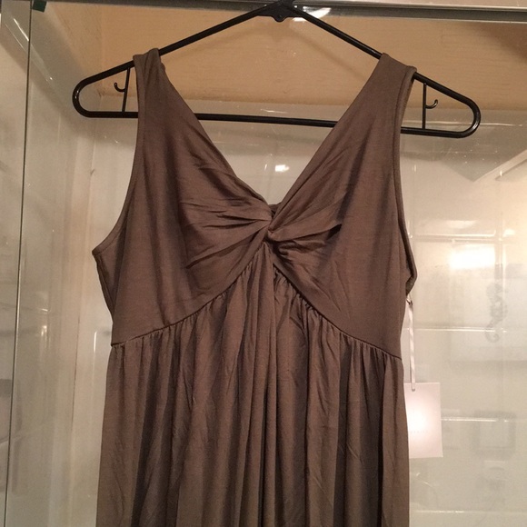 A Glow Dresses Nwt Aglow Maternity Maxi Dress Olive Xs Mat Poshmark