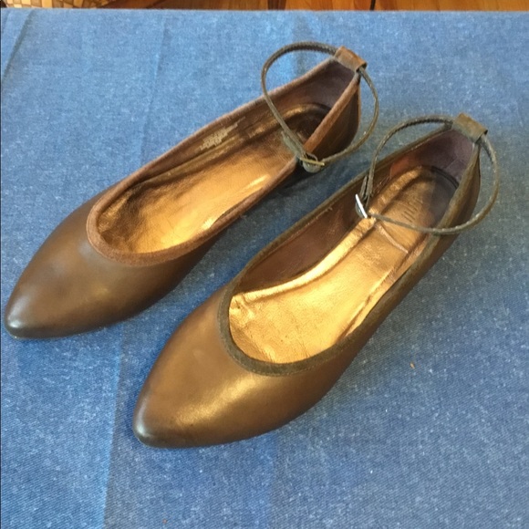 J Jill Shoes J Jill Leather Size 1 Flats With Ankle Straps Poshmark