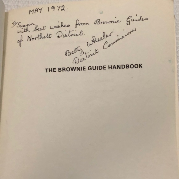 Vintage Accents 425 Vintage 972 The Brownie Guide Handbook Poshmark