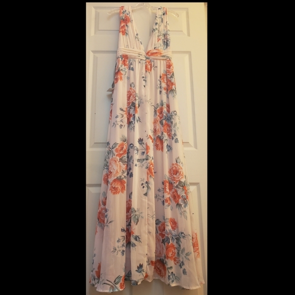 Lulus Dresses Garden Meandering Blush Floral Print Maxi Dress