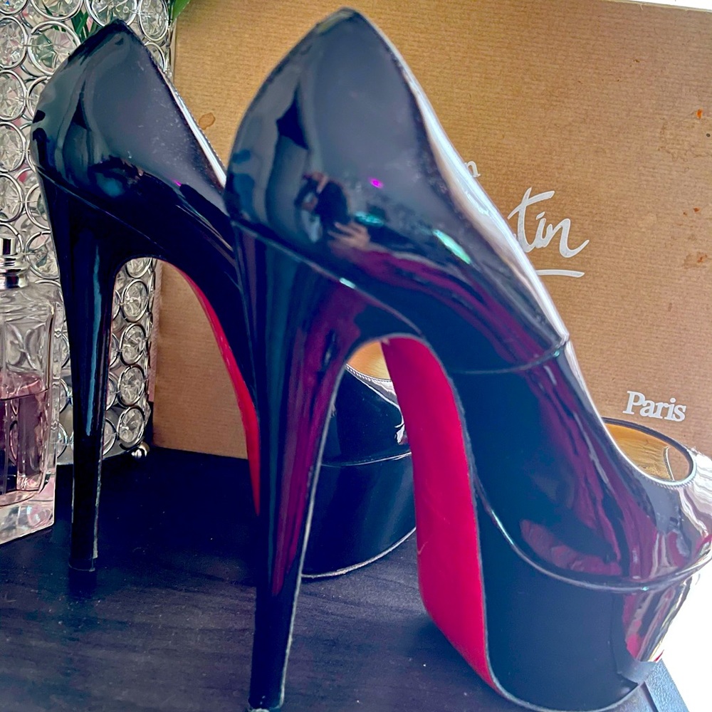 Authentic Black Peep Toe 6” Christian Louboutin Gem