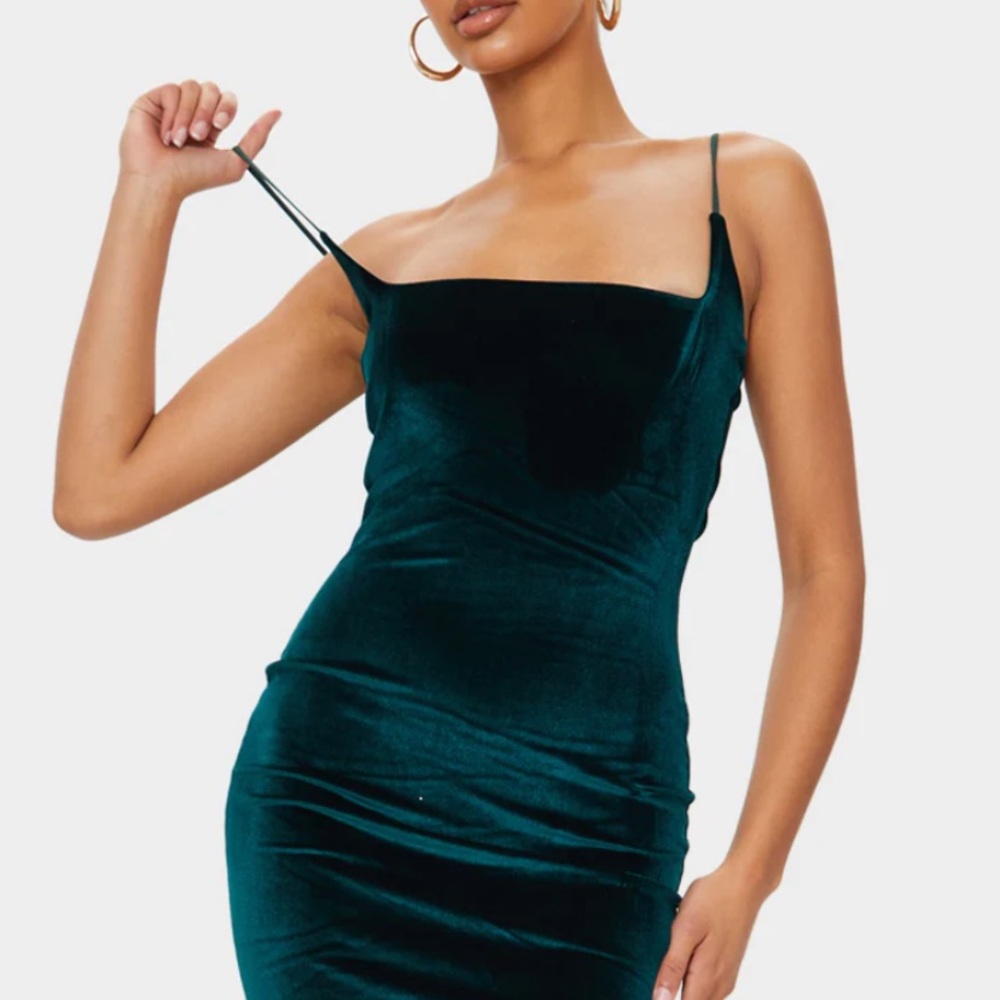 Emerald Green Velvet Midi Dress Gem