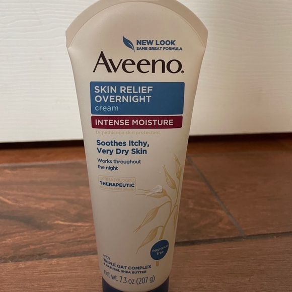 Aveeno Skincare New Aveeno Skin Relief Overnight Cream Intense