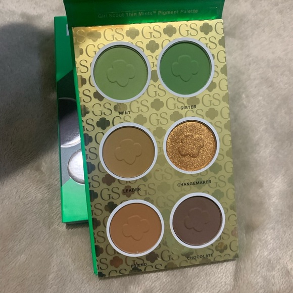 Hipdot Makeup Hipdot Girl Scout Cookies Eyeshadow Palette Thin