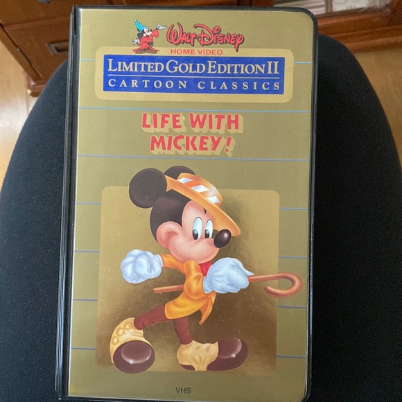 Disney Media Limited Gold Edition Disney Cartoon Classic Vhs Poshmark