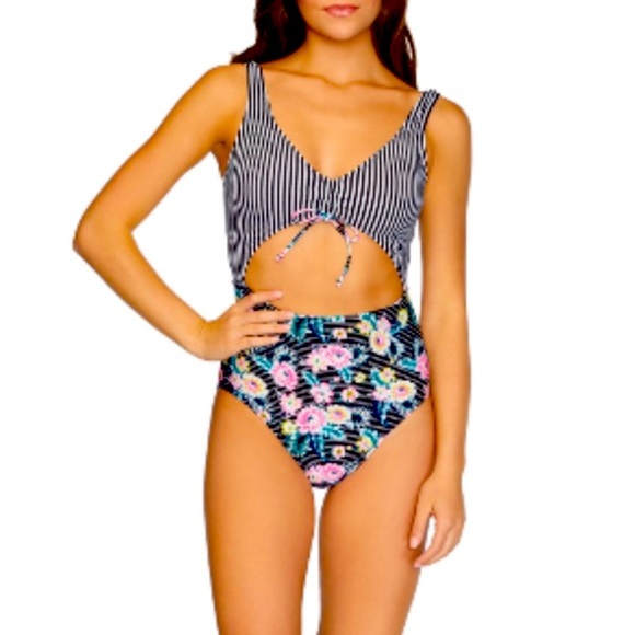 Arizona Jean Company Swim Nwt Arizona Cut Out One Piece Swim Suit