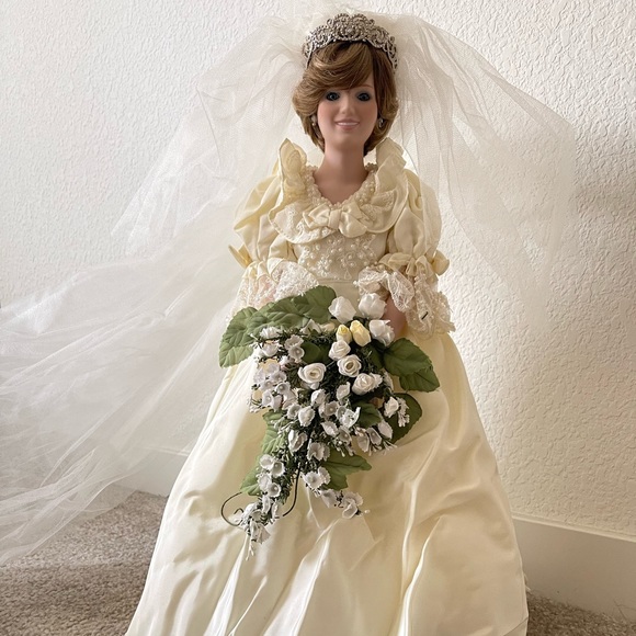 The Danbury Mint Art The Princess Diana Bride Doll Poshmark