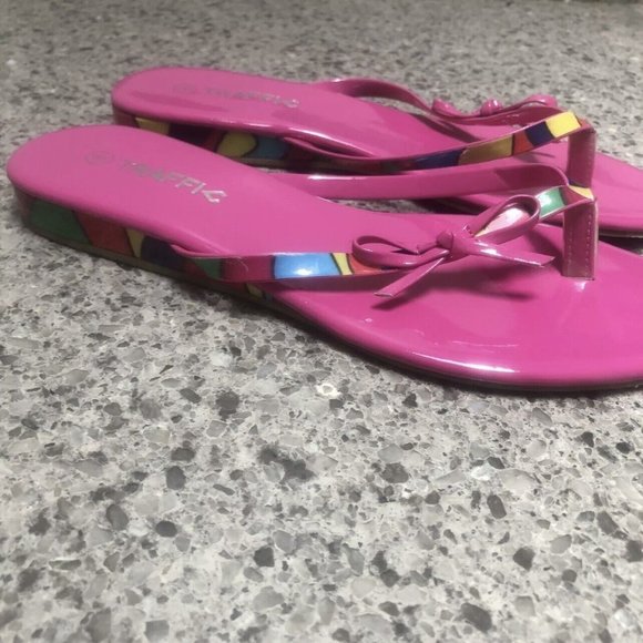 Traffic Shoes Traffic Hot Pink Flip Flop Sandals W Slight Heel