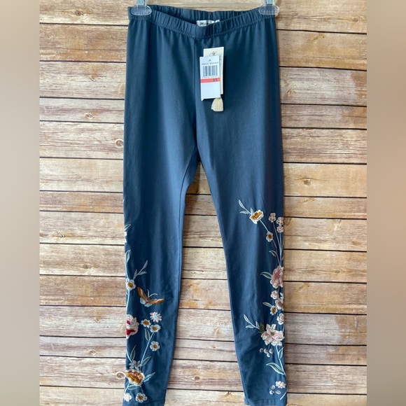 Johnny Was Pants And Jumpsuits Nwt Johnny Was Embroidered Legging