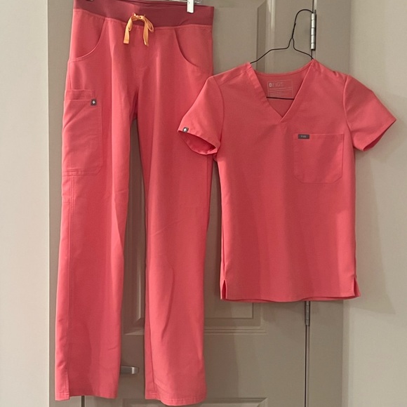 Figs Other Figs Neon Pink Scrub Set Poshmark