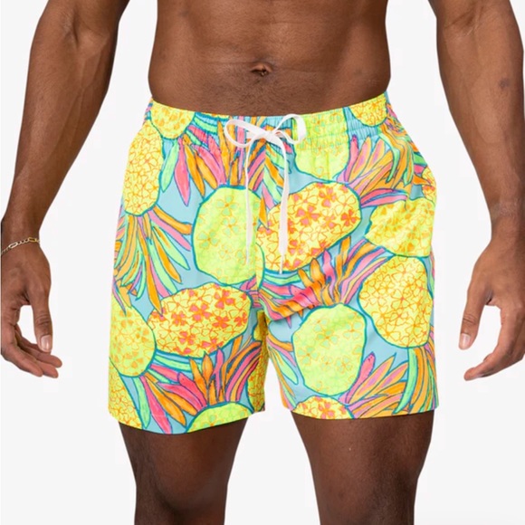 Chubbies Swim Chubbies The Hooligans 55 Inch Lined Classic Swim