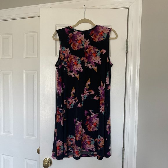 Nicole Miller Dresses Nicole Miller Black Floral Shift Dress Poshmark