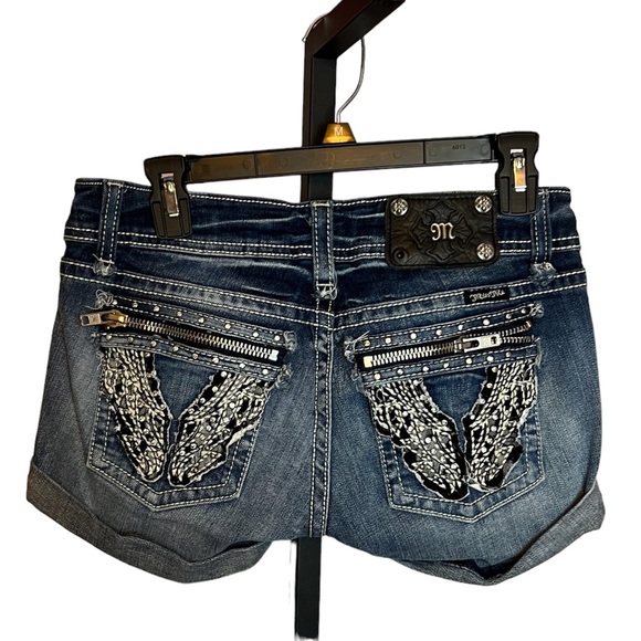 Miss Me Shorts Miss Me Denim Shorts Style Je5388h3 Size 28 Poshmark