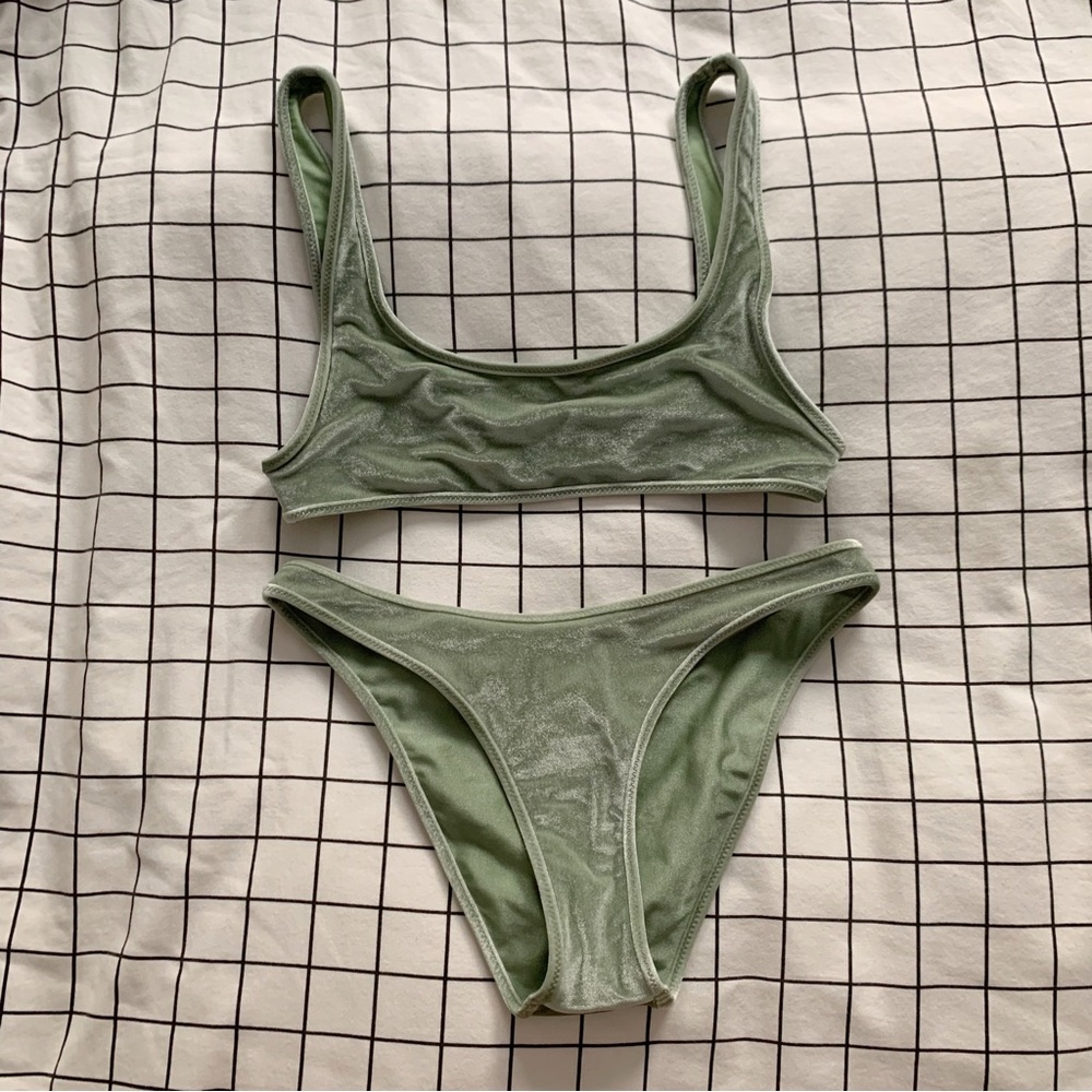 Triangl Aimee Bikini Set Green Velvet Size S Gem