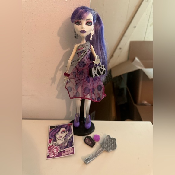 Monster High Toys Monster High Dot Dead Gorgeous Spectra